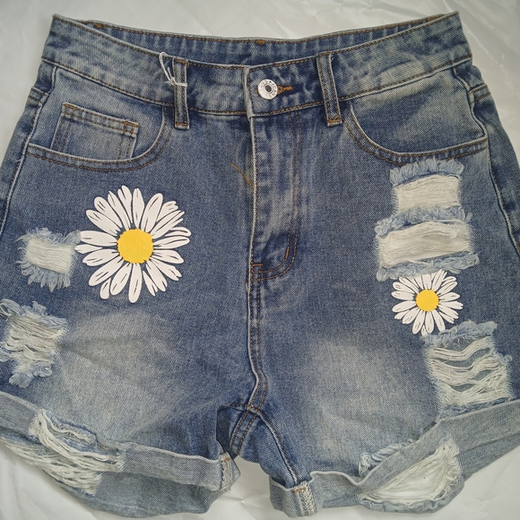 Shorts | Distressed Denim Daisy Print Shorts | Poshmark